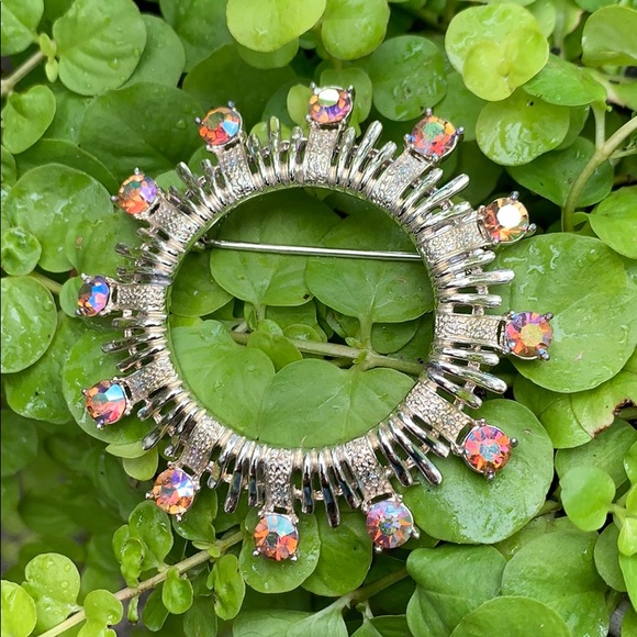 Coro | Jewelry | Vintage Coro Circle Rhinestone Brooch | Poshmark
